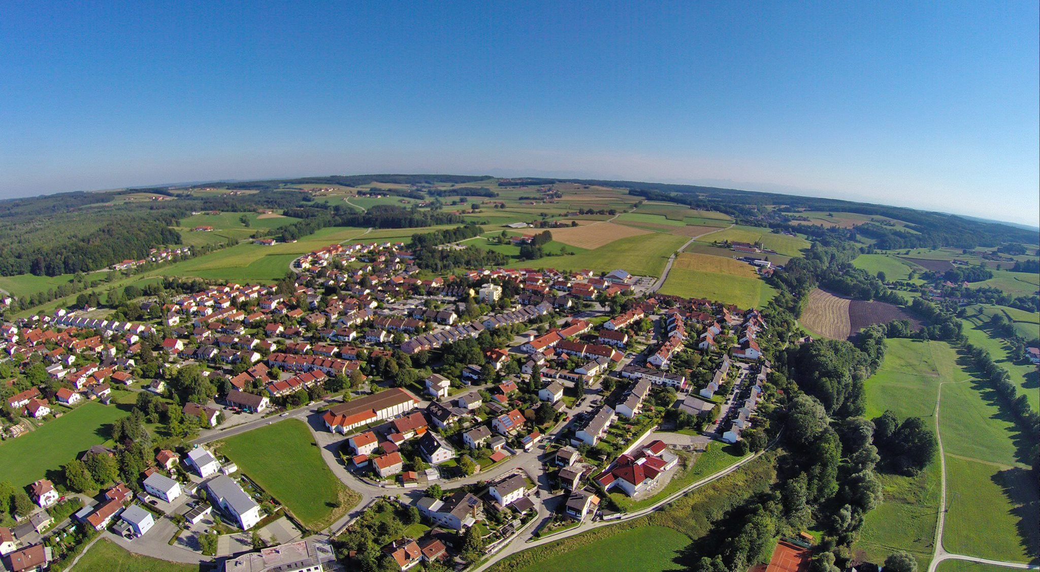 Luftbild-Isen-Blickrichtung-Burgrain – IsenInfos.de